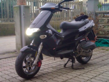 Presento me , e i miei 2 progettini nrg 180 e runner 180